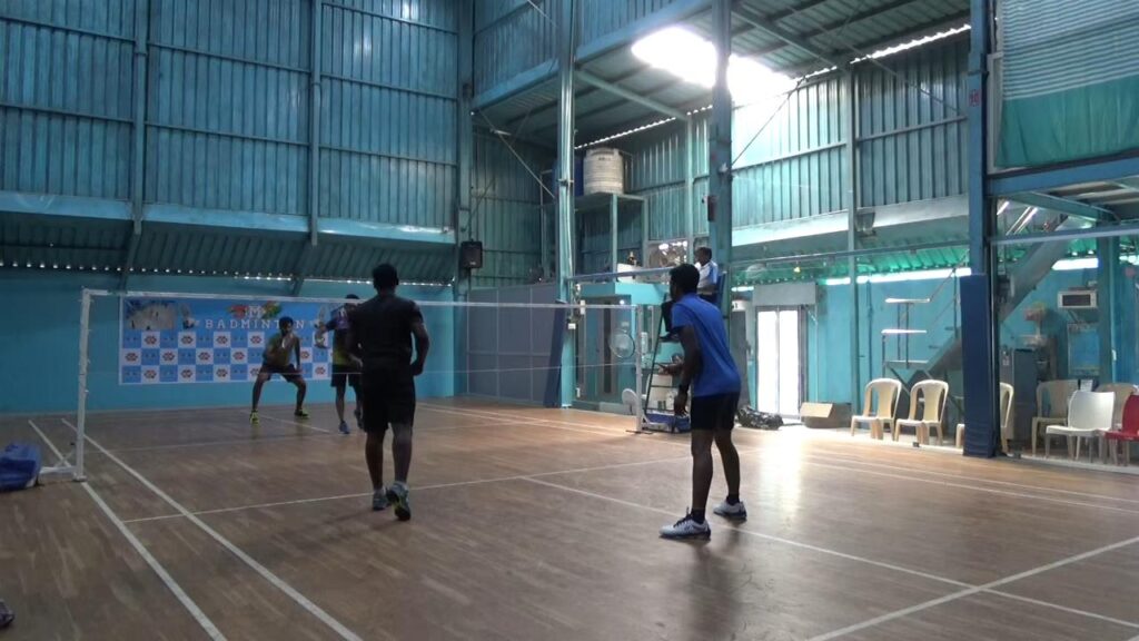 SEMI FINALS 1 – Smk Gym & Badminton
